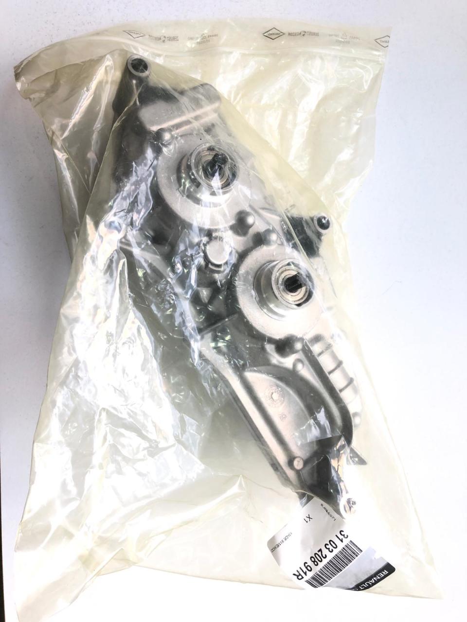 Clio 4 - Captur Otomatik Vites Edc Beyni 310320891R, Çetin Renault